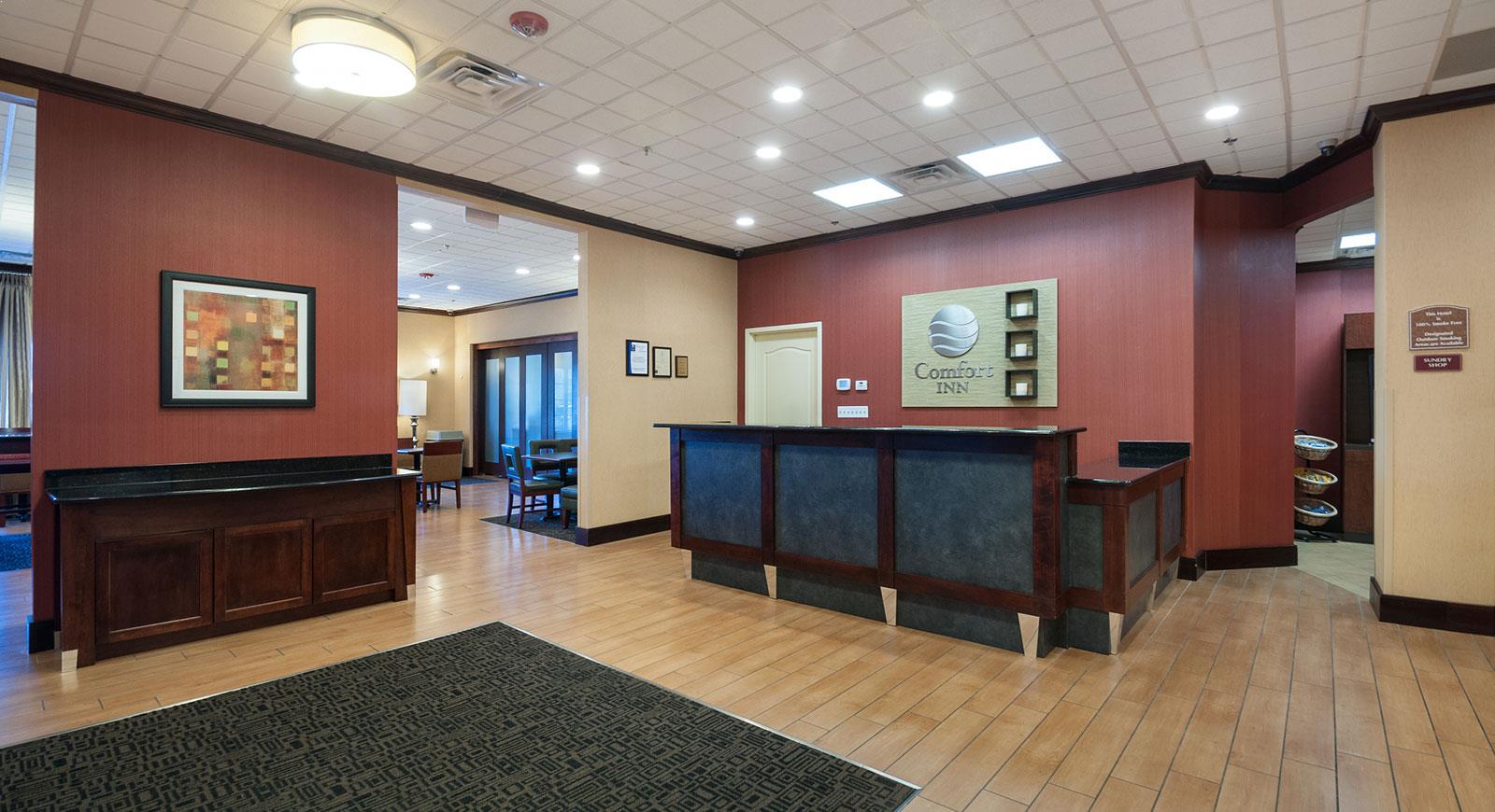 Arlington, Virginia Hotel Photos - Comfort Inn Ballston