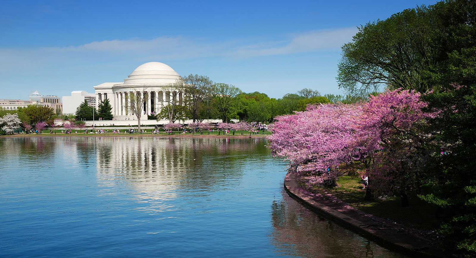 Washington, DC Monuments: Tours, Interpretive Programs & Displays
